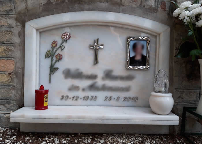 Prezzi e costi lapidi in marmo